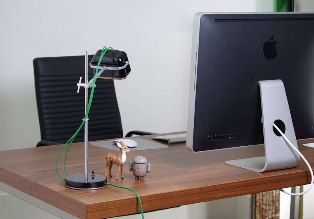 USB-C vs Micro-USB: Which Charging Connector Should You Use in 2025 ...