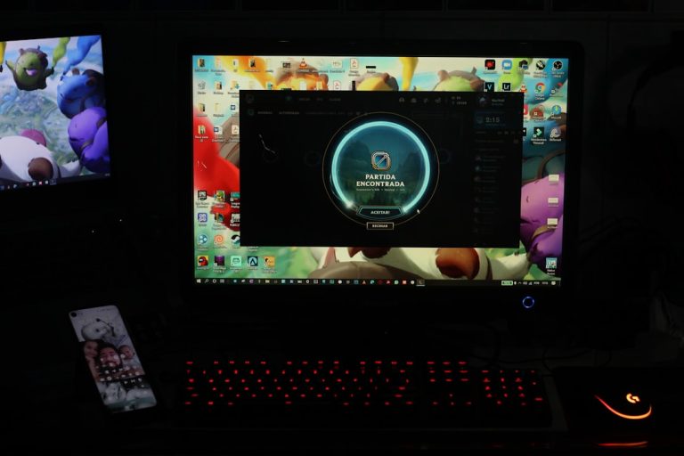 Why Your Computer Screen Randomly Goes Black: GPU Drivers, Display ...